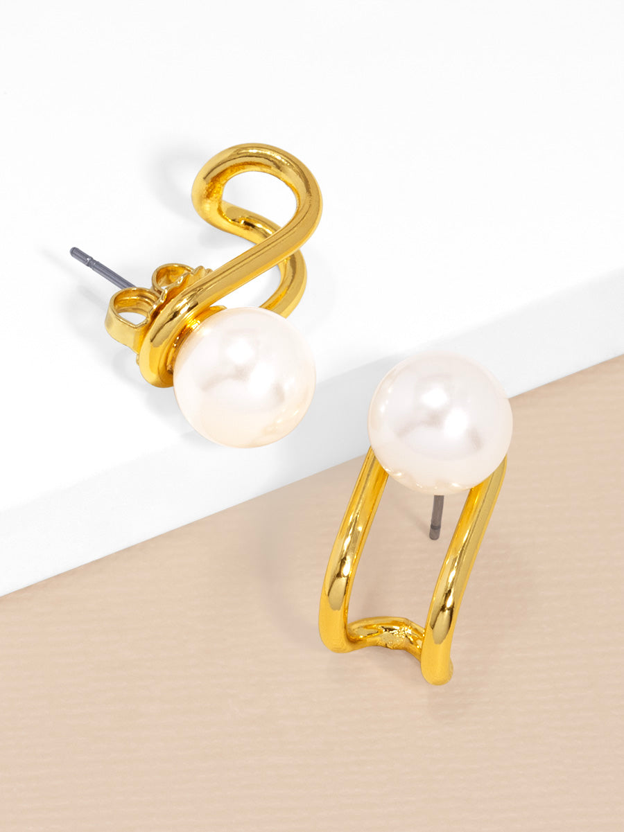 Pearl Loop Stud Earring | ZENZII Wholesale Jewelry